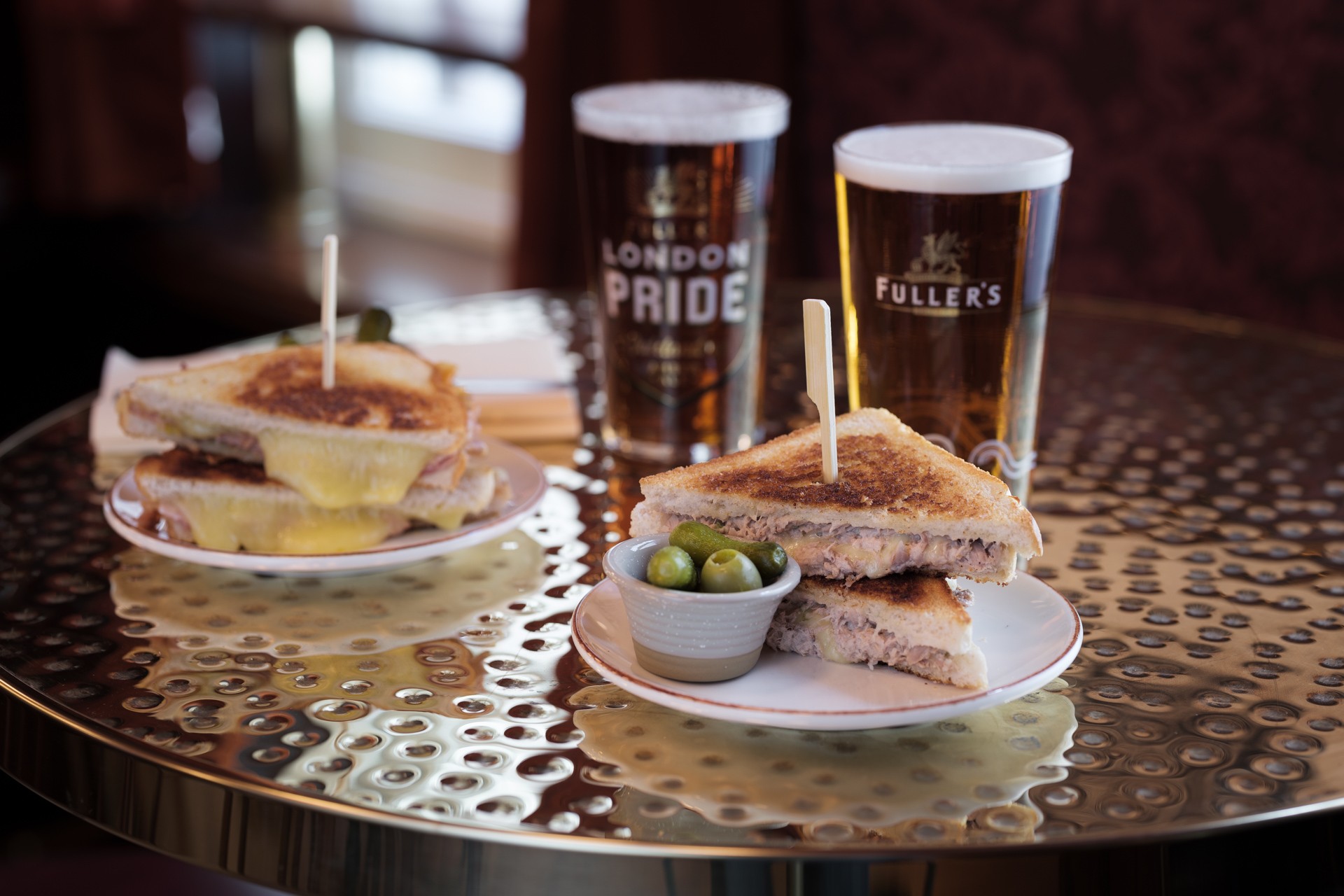 Dining at The Swan Tavern, EC3, pub in the City of London